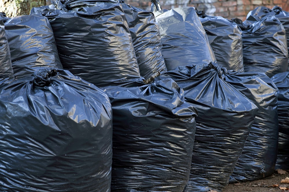 Weekly bin collection service - household & commercial waste